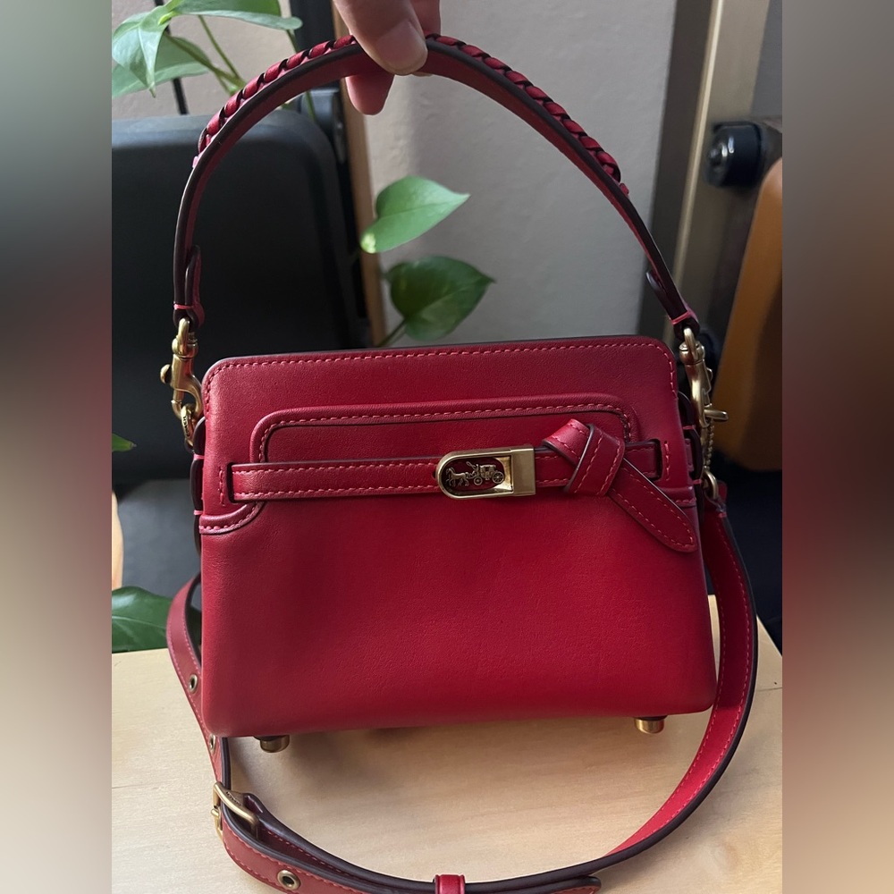New Coach Tate 18 Crossbody With Whipstitch Red - Gem